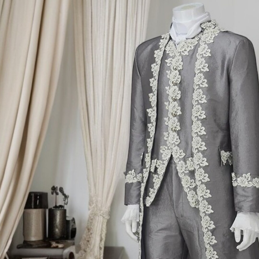 Rococo Aristocrat Costume, 18th Century Georgian Era Nobleman ...