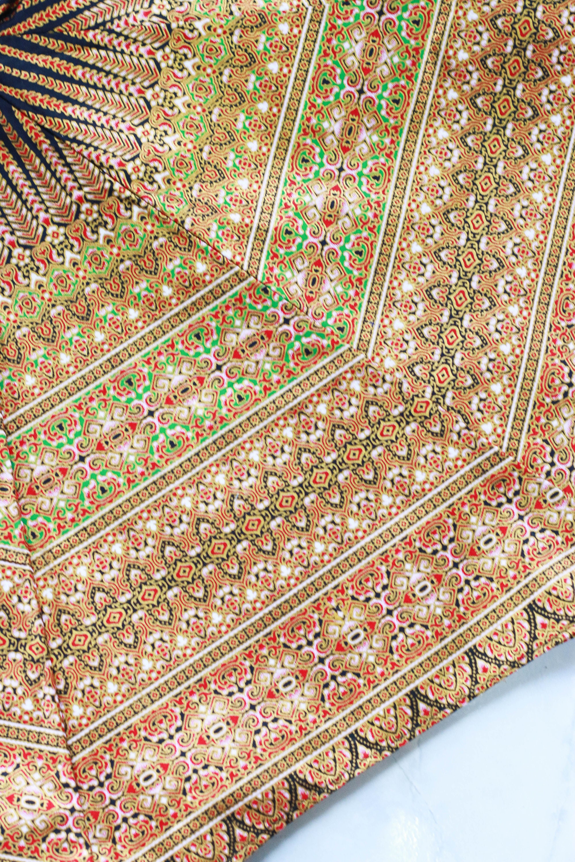 Made-to-order Green-black and Gold Color Thai Parasol Size M - Etsy