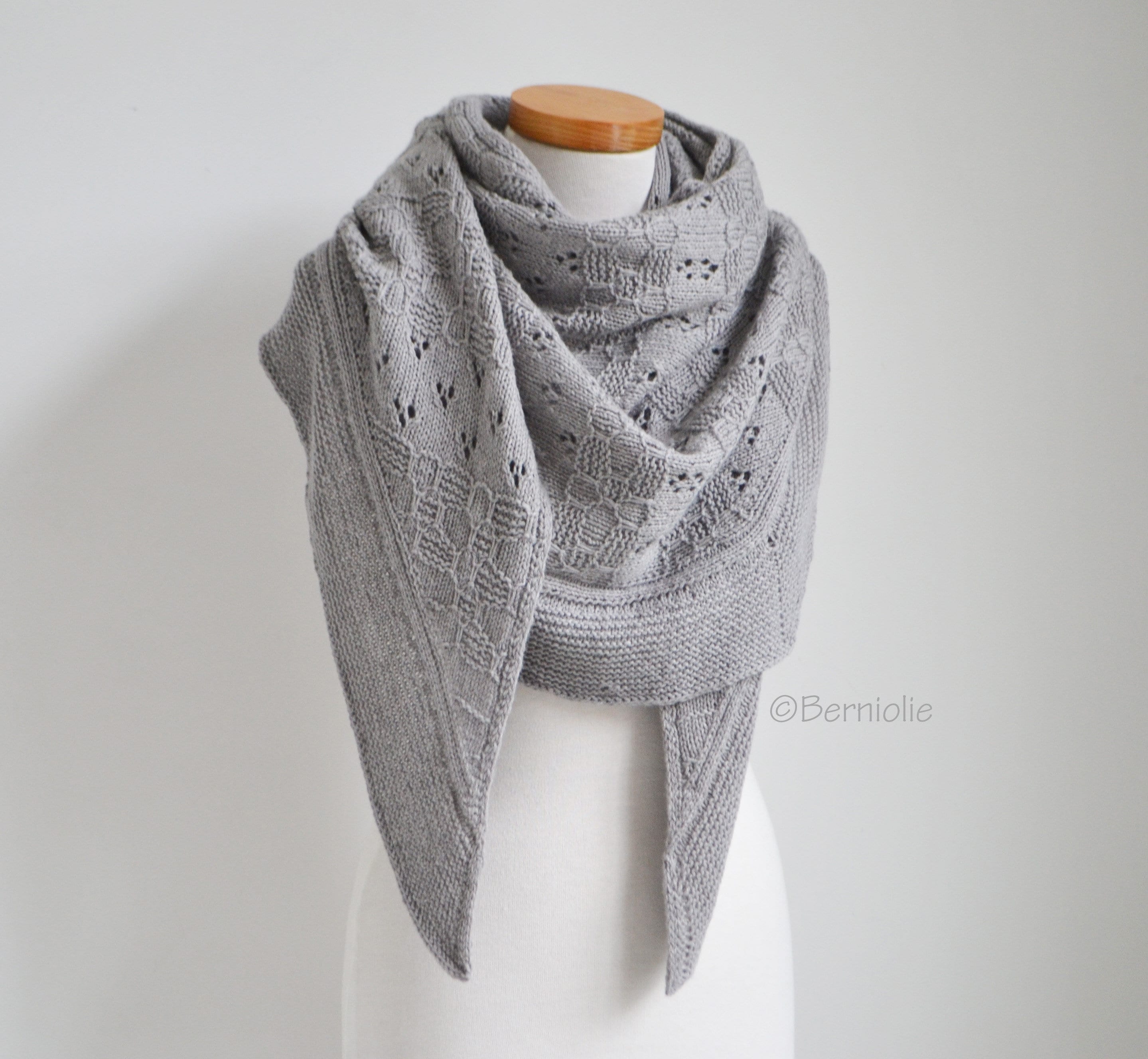 Knitted Shawl, Triangle, Knit Scarf, Wrap, Merino Wool Blend Wrap, Grey ...