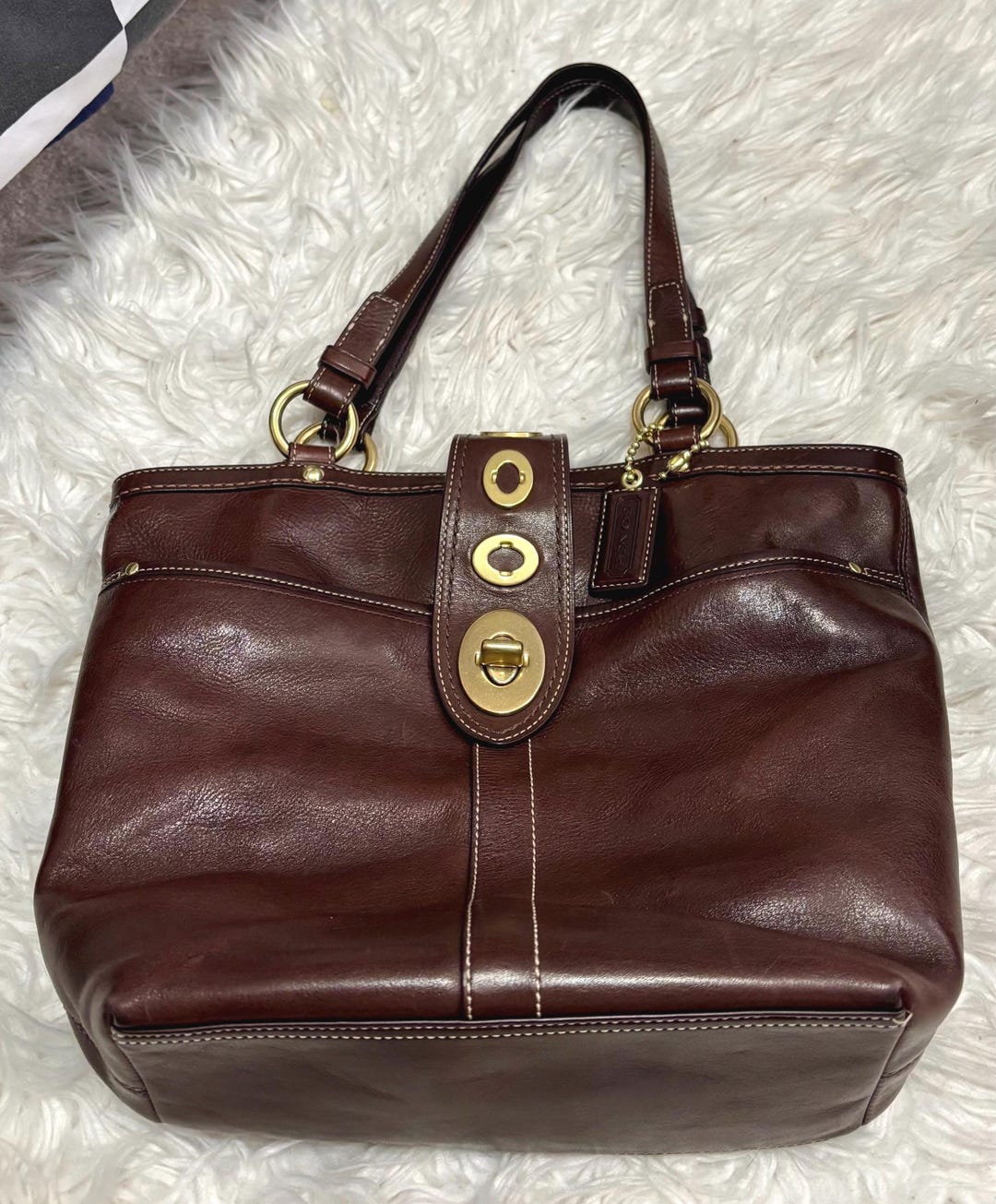 Coach - Vintage - Lilly Legacy Brown Leather Turn Lock Closure Shoulder ...