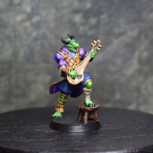 32mm Male Dragonborn Bard With Lute Miniature by Galaad Tabletop D&D ...