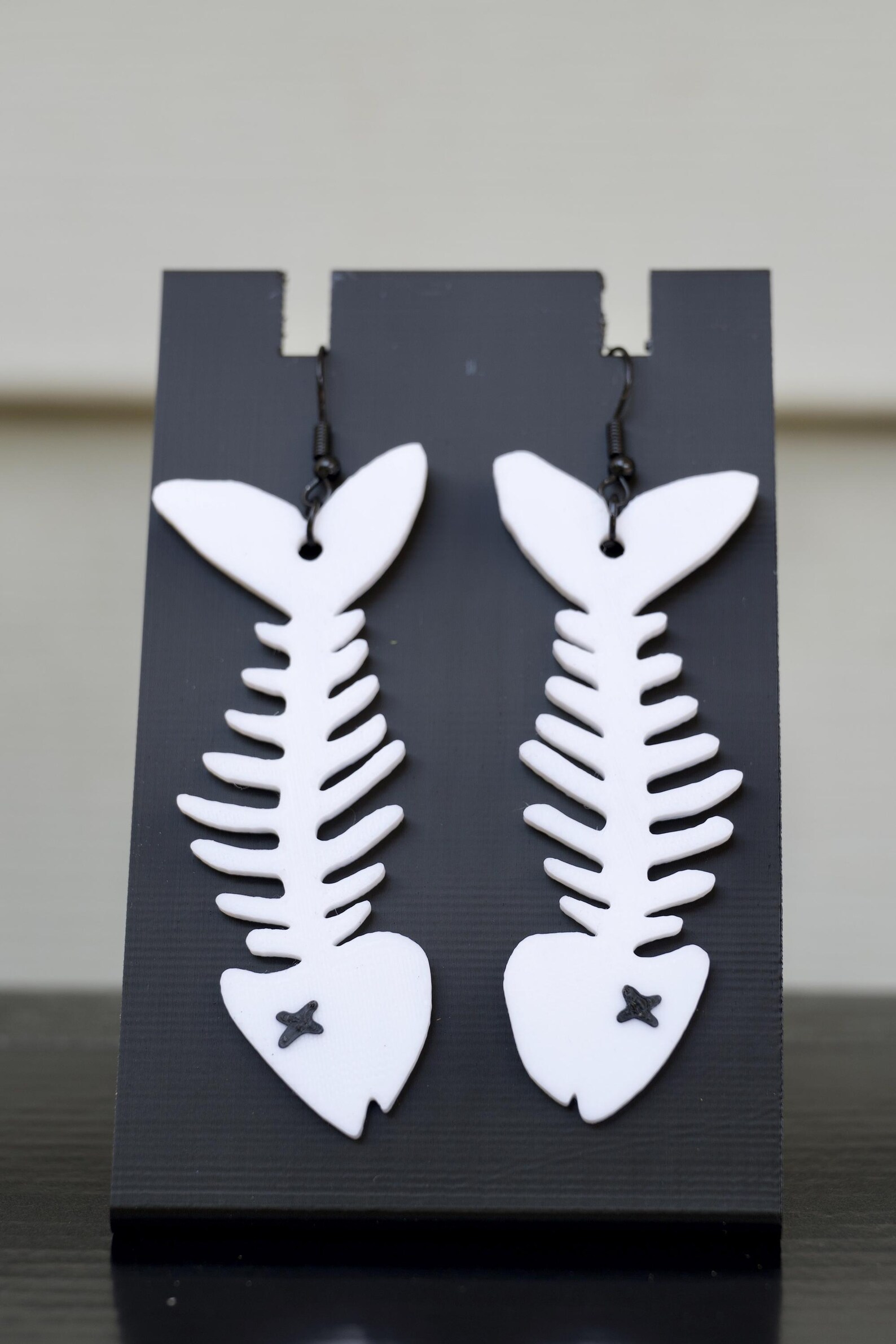 White 3D Printed Fishbone Earrings: Hypoallergenic PLA Accessories - Etsy