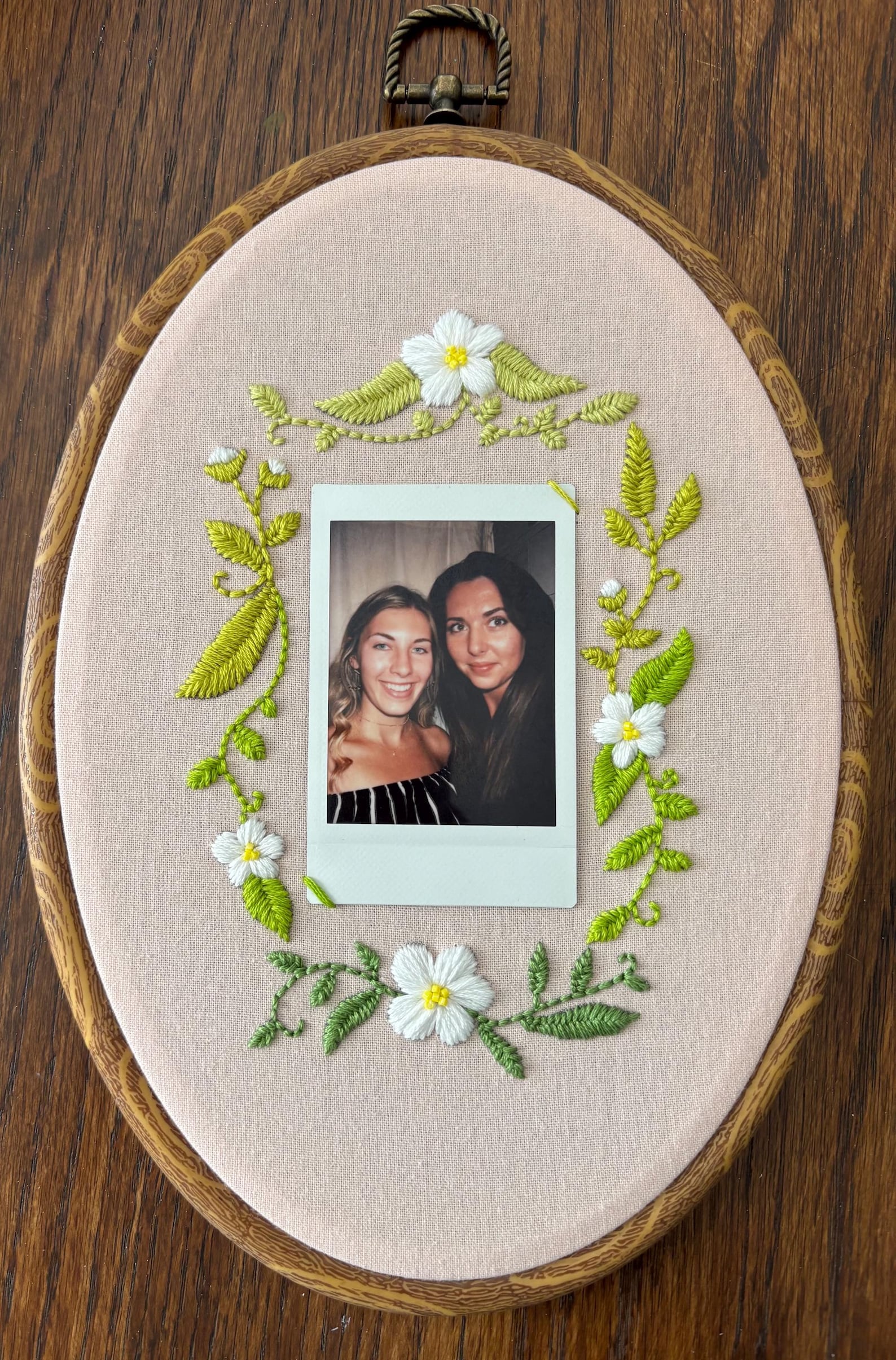 Green Vine Embroidery Polaroid Frame - Etsy
