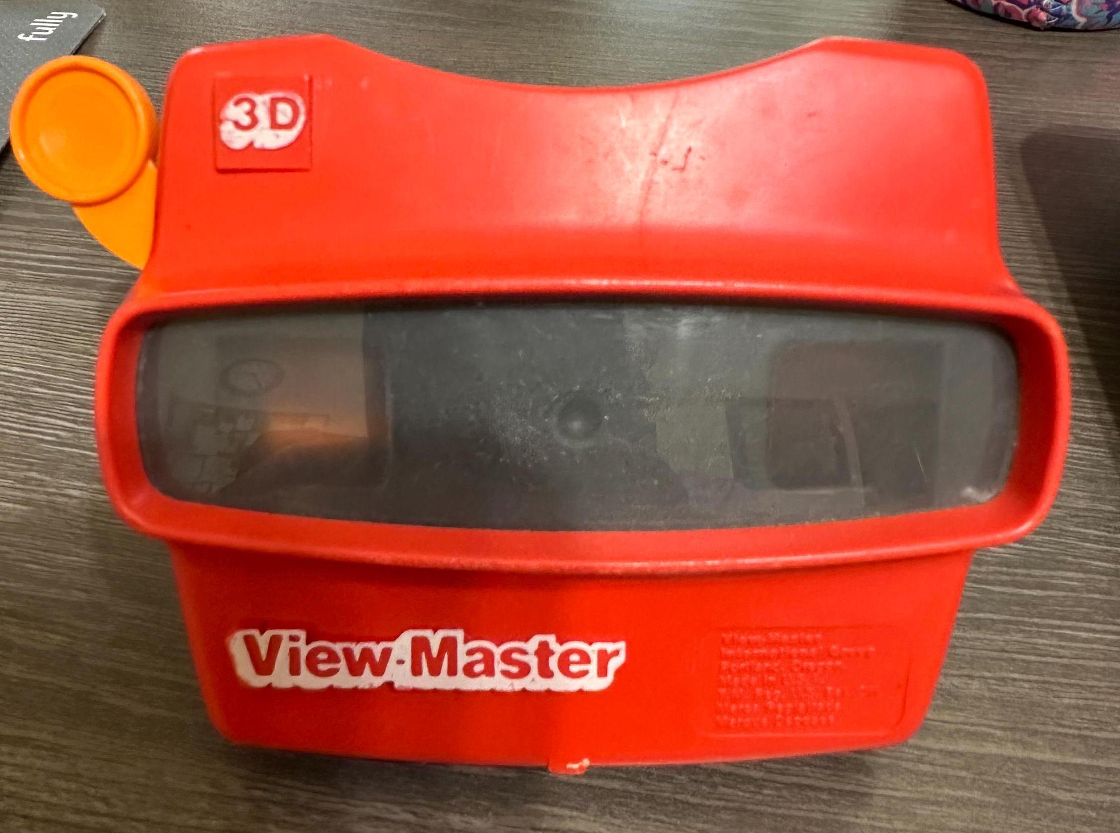 Vintage View Master With 8 Original Reels- Red Original in Excellent ...