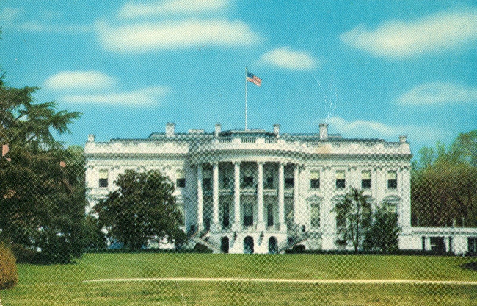 Vintage Postcard of the White House- 1970's - Etsy