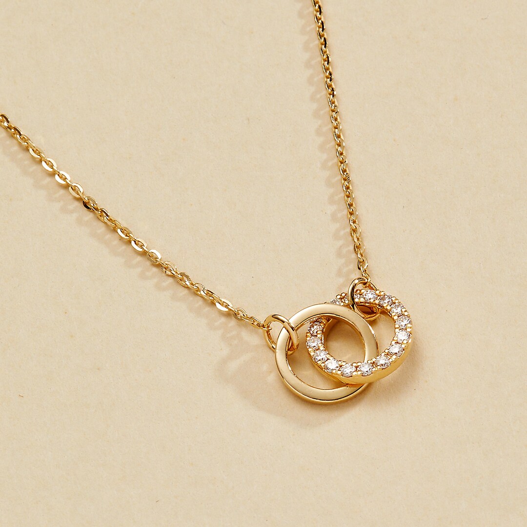 14K Gold Interlocking Circle Necklace: Lab-grown Diamond Accent - Etsy