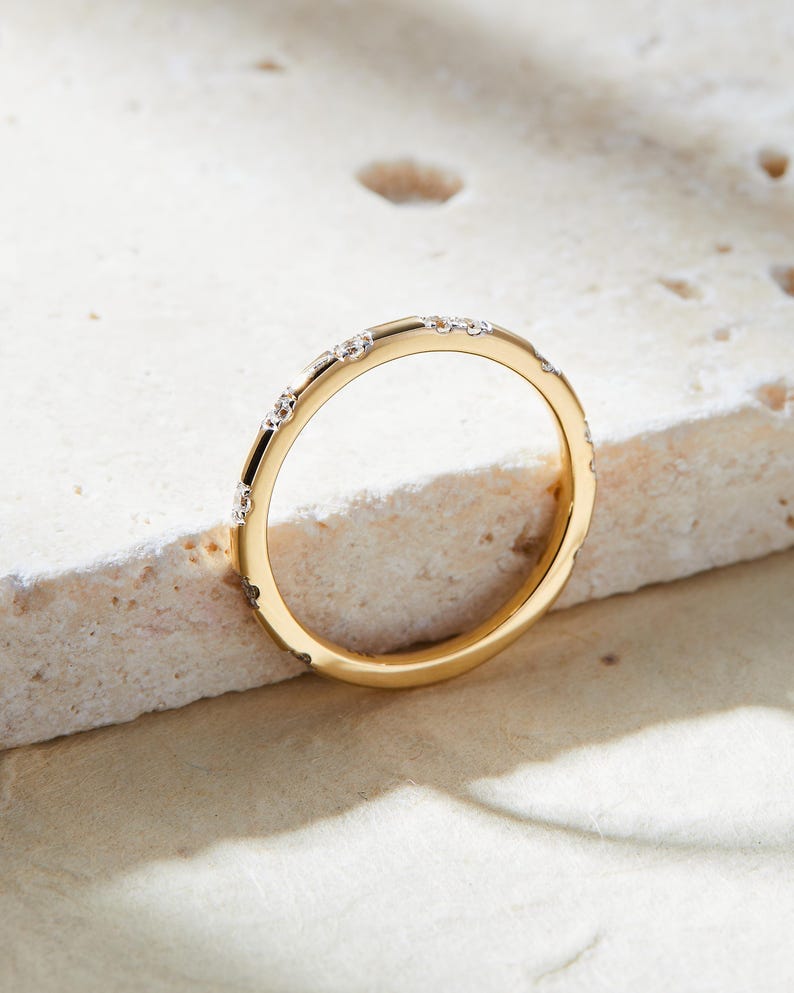14K Gold Stackable Ring: Lab-grown Diamond Minimalist Jewelry - Etsy