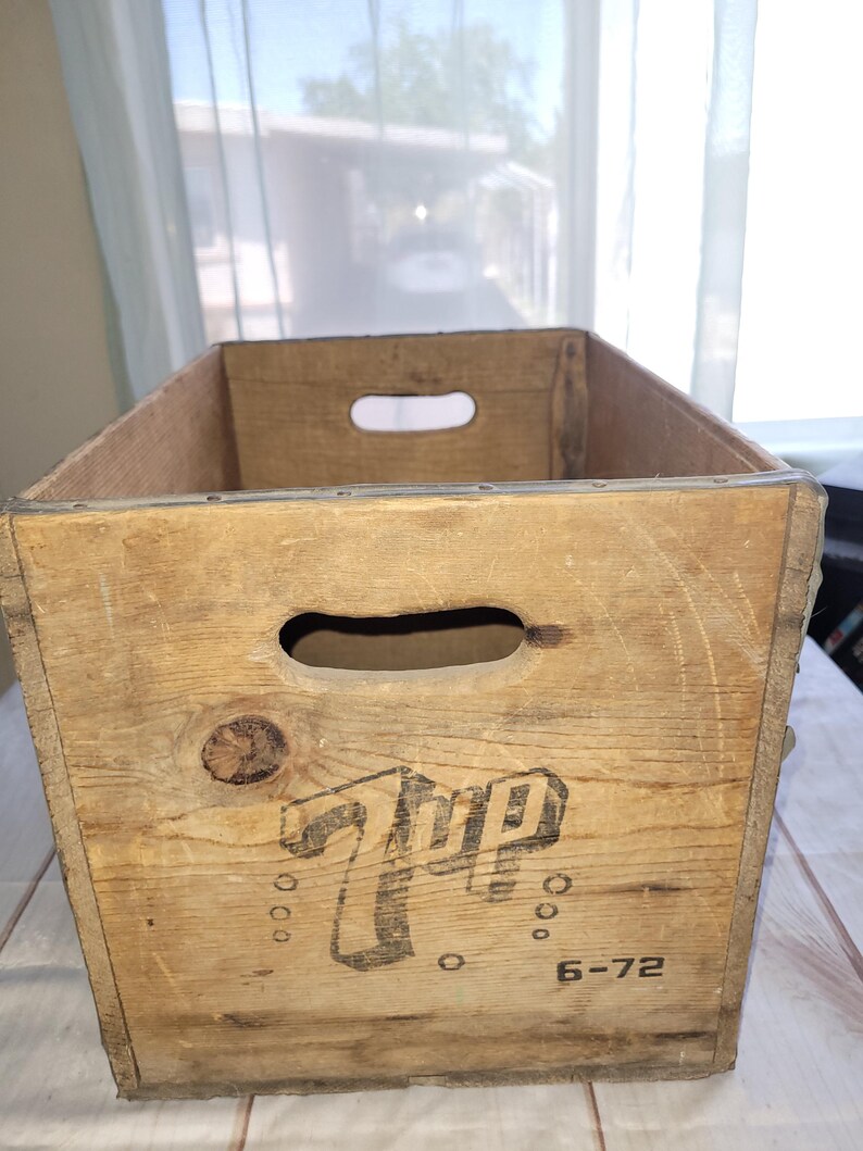 7 UP Crate - Etsy