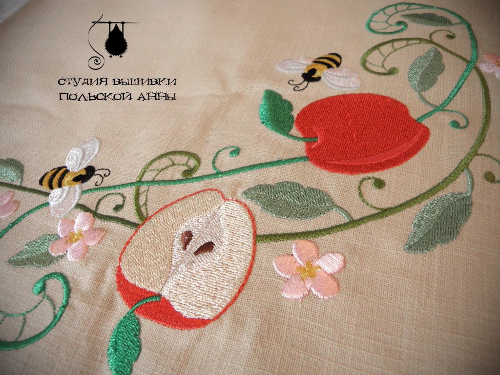 Embroidered Tablecloth. Bees and Apples. Rosh Hashana Gift. 33,5 Inch ...