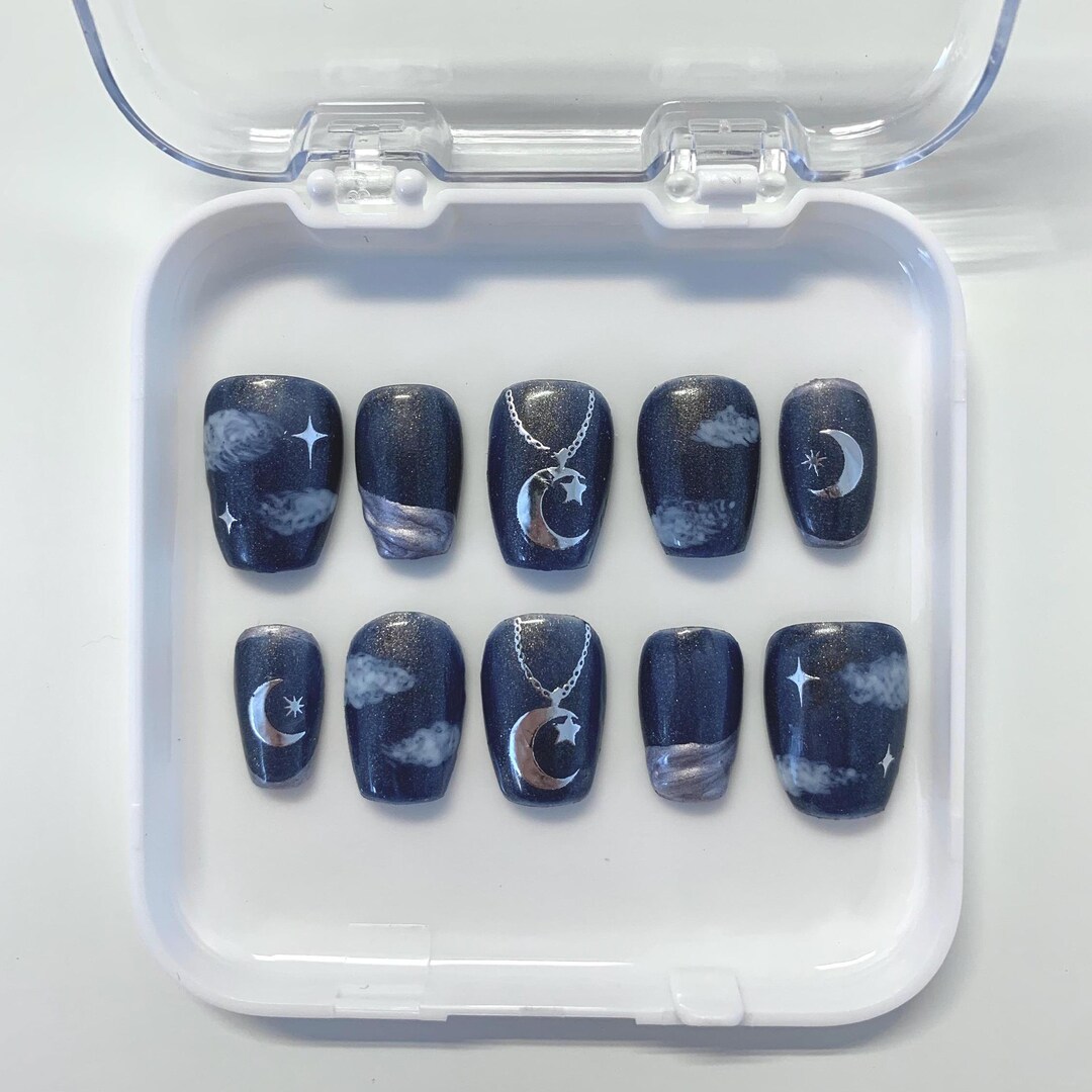 Moody Moon Press on Nails / Clouds Nails / Chromatic Nails / Star Nails ...