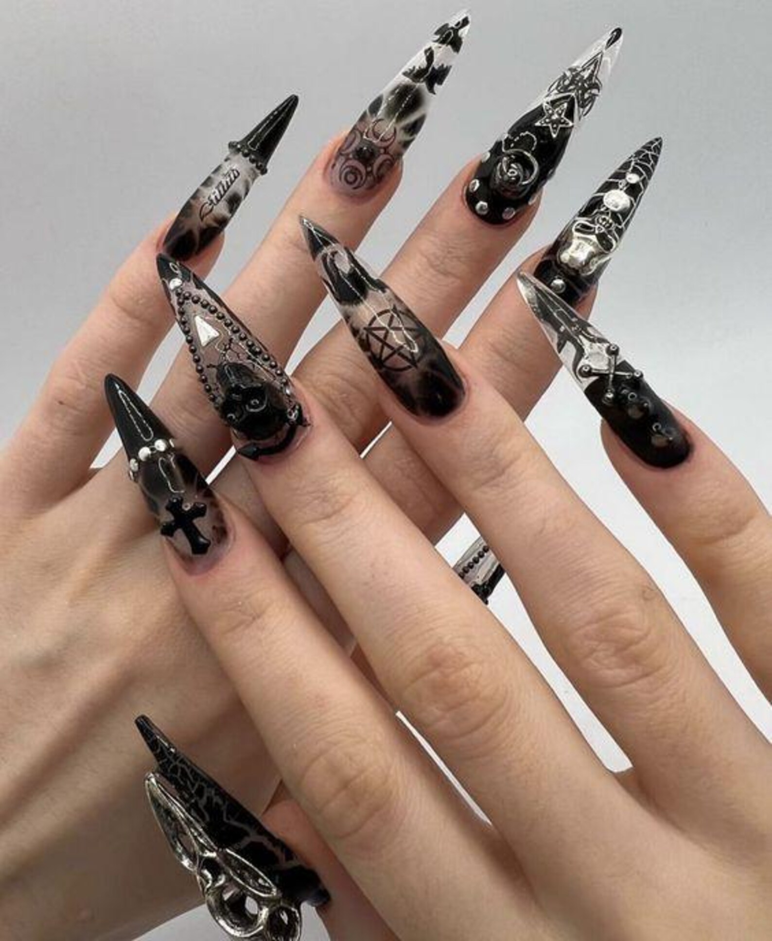Gothic for Halloween Press on Nails Black and Silver Gothic Acrylic ...
