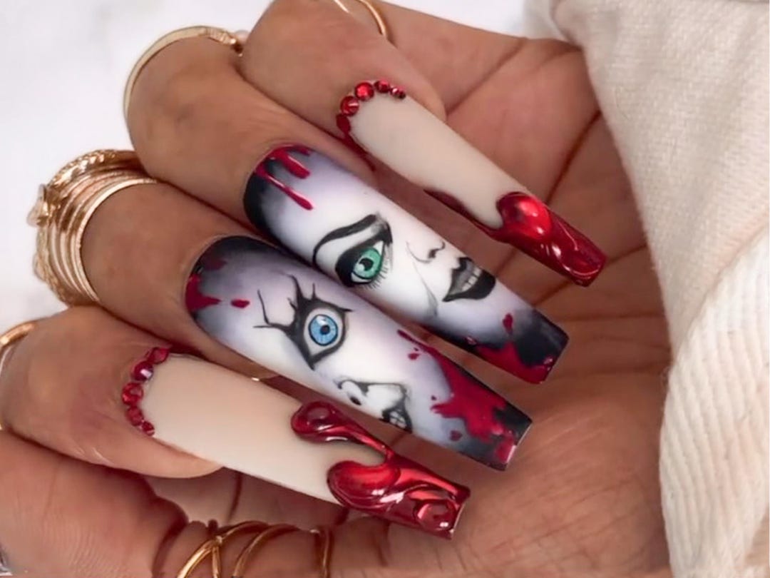 Blood Drip Horror Nails Scary Face Art Press-on Nails Halloween Nail Art Handmade Horror-themed ...