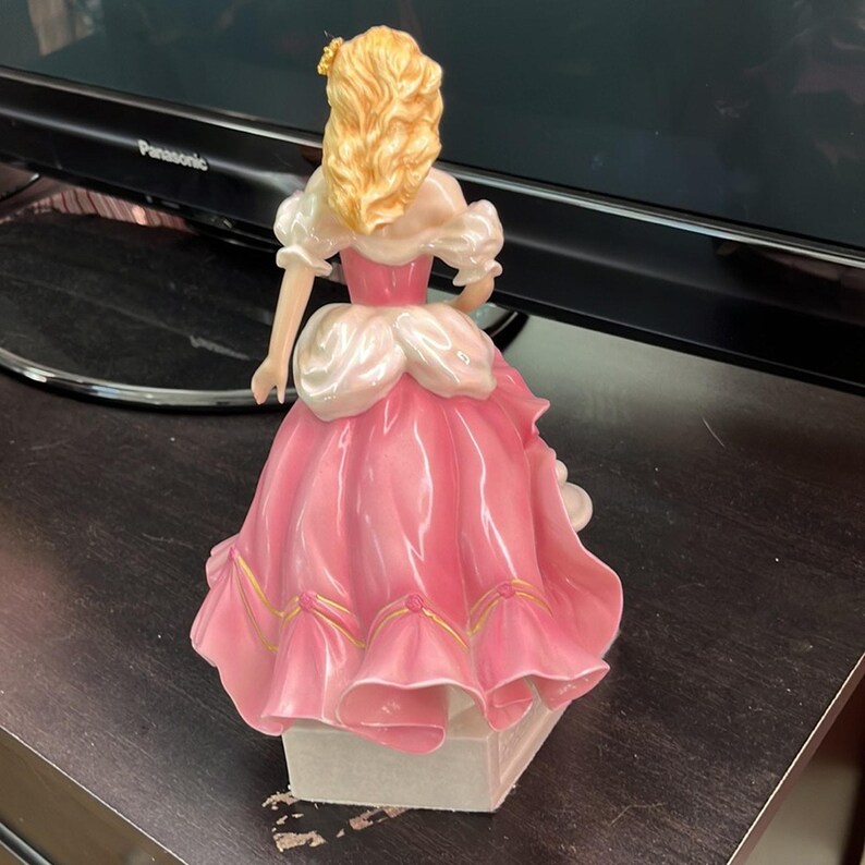 Vintage Franklin Mint Cinderella Porcelain Figurines Designed by Gerda ...