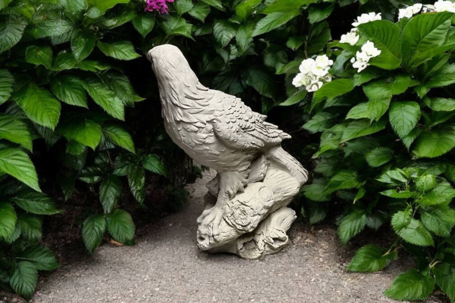 Detailed Eagle on Stump Figurine, Cement Sitting Wild Bird on Tree ...