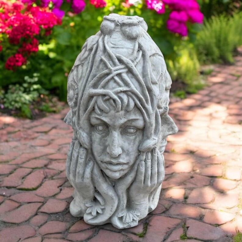 Seasonal Rock Sculpture, Garden Nature Decor, Outdoor Seasonal Idea ...