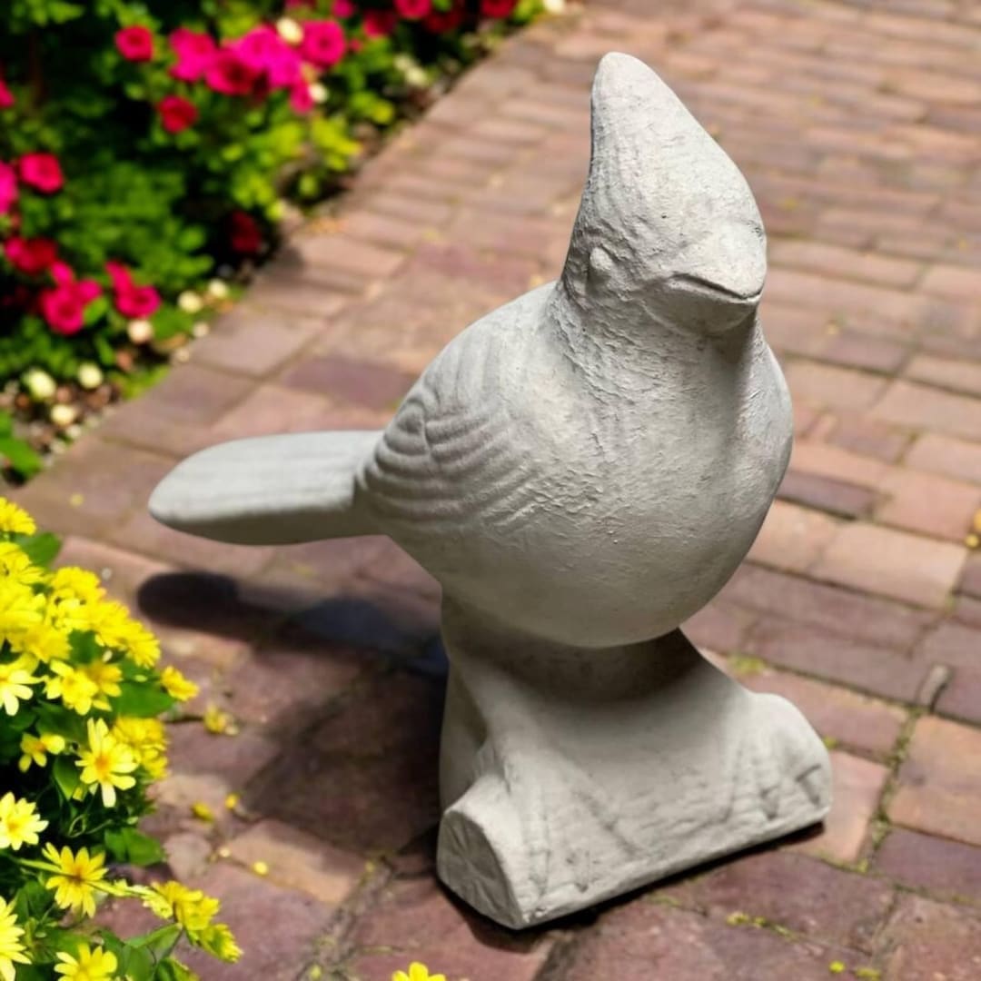 Cardinal Lawn Sculpture, Outside Bird Idea, Backyard Cardinal Decor ...