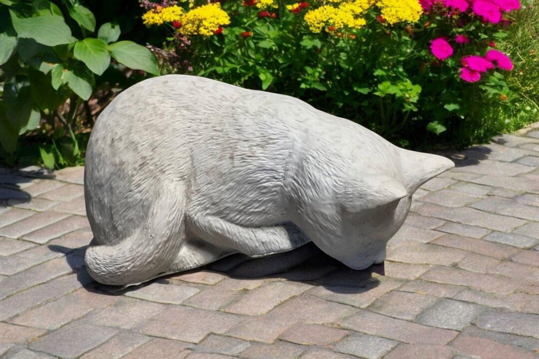 Stone Cat Figurine, Realistic Cat Decor, Outdoor Kitten Statue, Cat ...