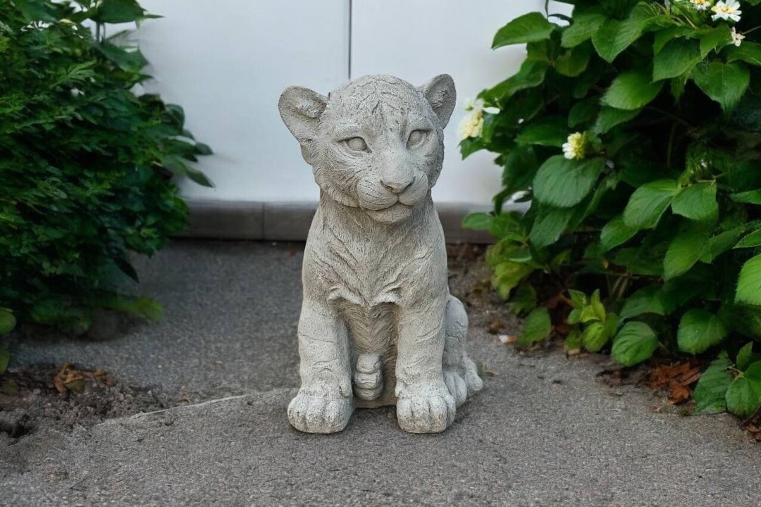 Sitting Tiger Figurine, Concrete Garden Wild Animal Statue, Small Lion ...