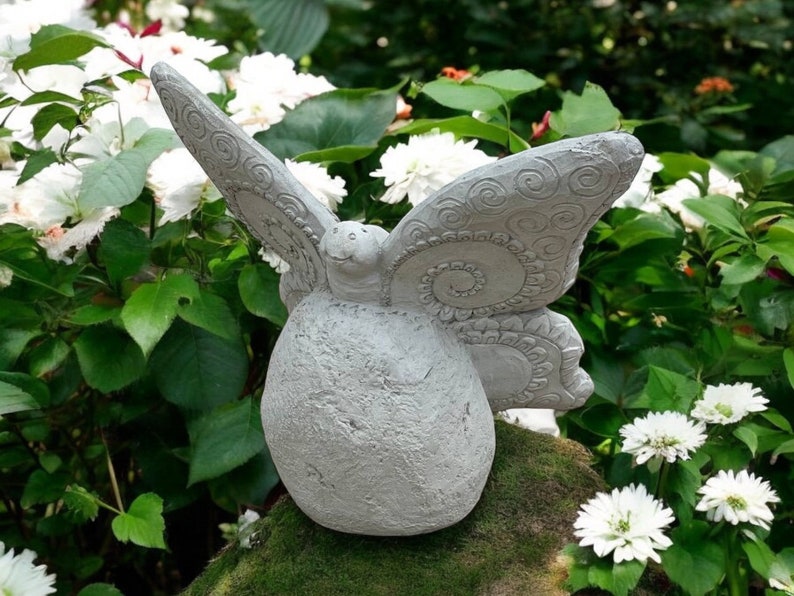 Detailed Butterfly Figure, Concrete Butterfly on Stump Statue, Stone ...
