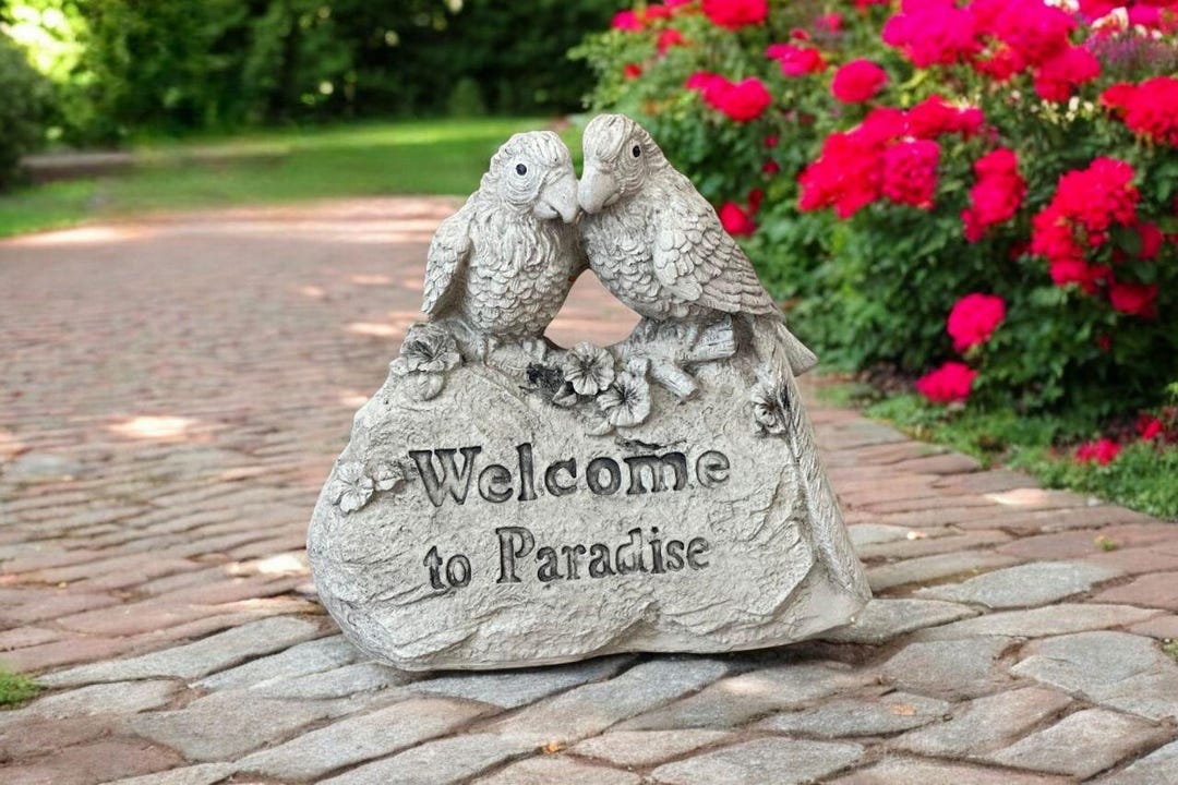 Two Parrots Sculpture, Concrete Welcome Statue, Bird Figurine, Welcome ...