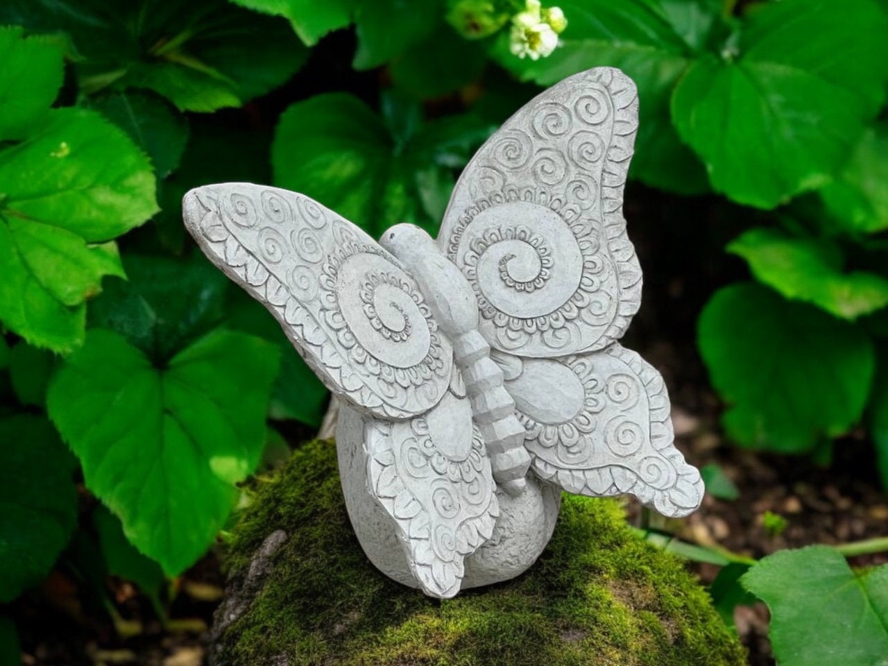 Detailed Butterfly Figure, Concrete Butterfly on Stump Statue, Stone ...
