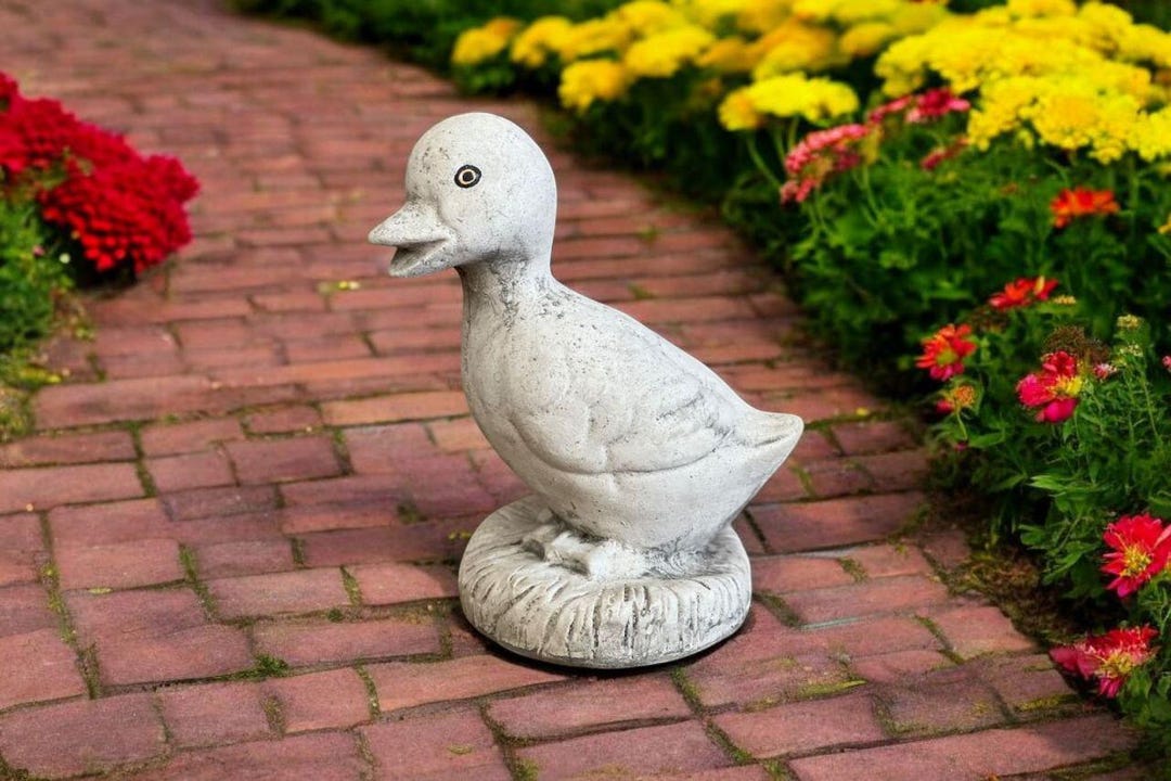 Concrete Duck Figurine, Bird Backyard Idea, Lawn Duck Sculpture, Farm ...