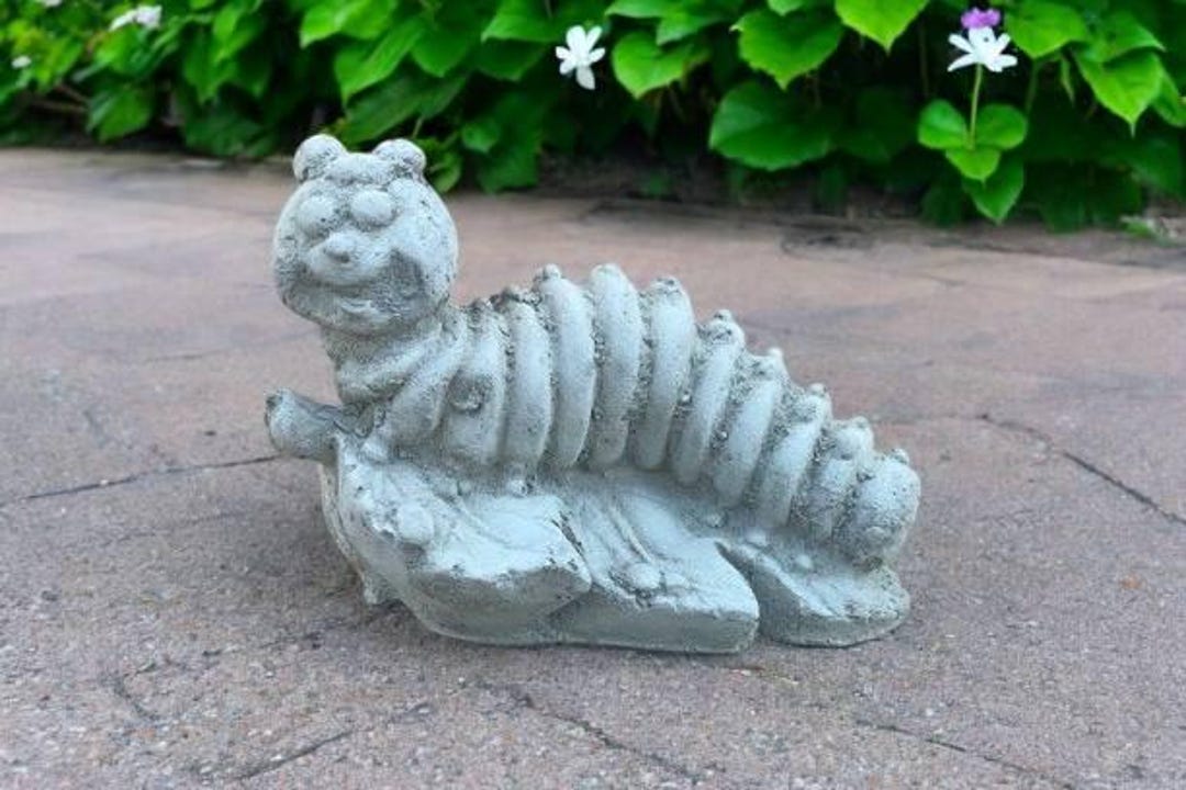 Outdoor Worm Sculpture, Garden Worm Figure, Cement Worm Figurine, Yard ...
