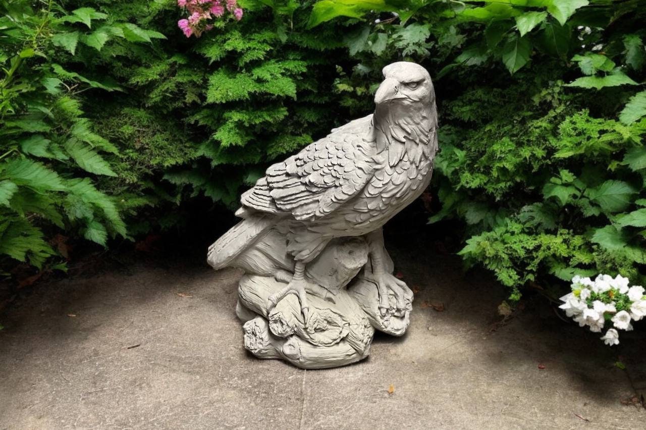 Detailed Eagle on Stump Figurine, Cement Sitting Wild Bird on Tree ...