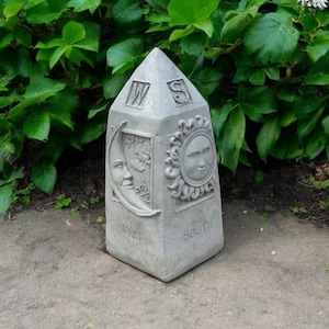 Stone Directional Marker Sculpture, Cement Rock Four Seasons Decoration ...