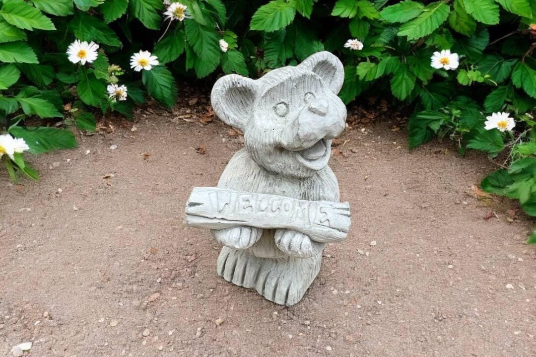 Bear With Welcome Sign, Concrete Bear Statue, Forest Animal Decoration ...