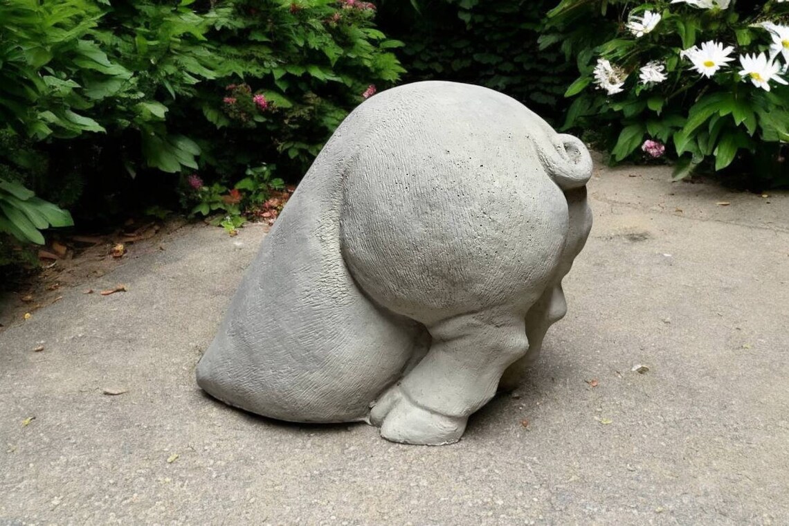 Stone Digging Pig Sculpture, Concrete Farm Animal Figure, Outdoor ...