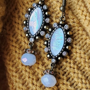 Flapper or Slap Her 1920's Inspired Dangle Costume Earrings - Etsy