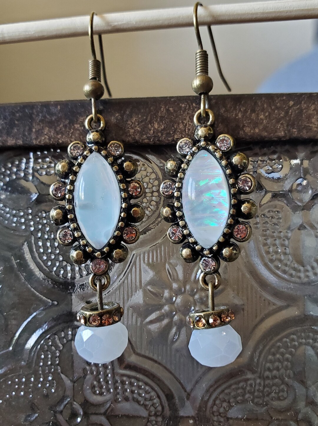 Flapper or Slap Her 1920's Inspired Dangle Costume Earrings - Etsy