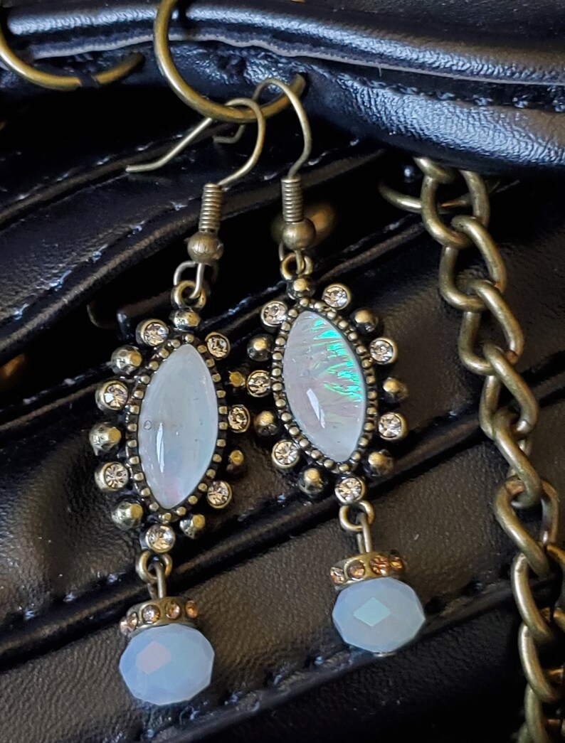 Flapper or Slap Her 1920's Inspired Dangle Costume Earrings - Etsy