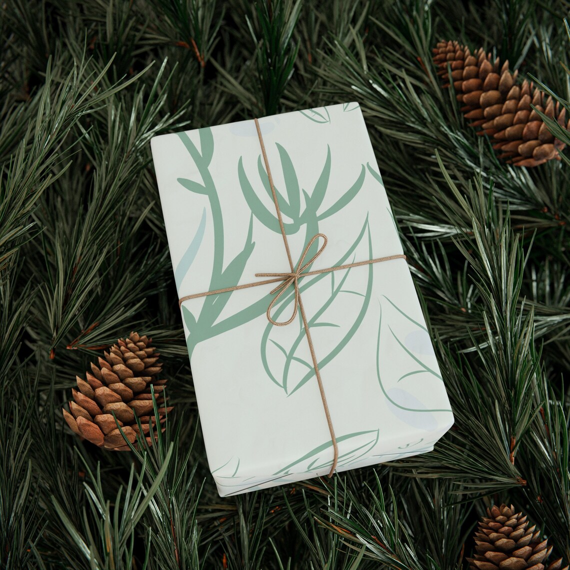Pretty Green Leaf Aesthetic Wrapping Paper for Birthday/ Holiday ...