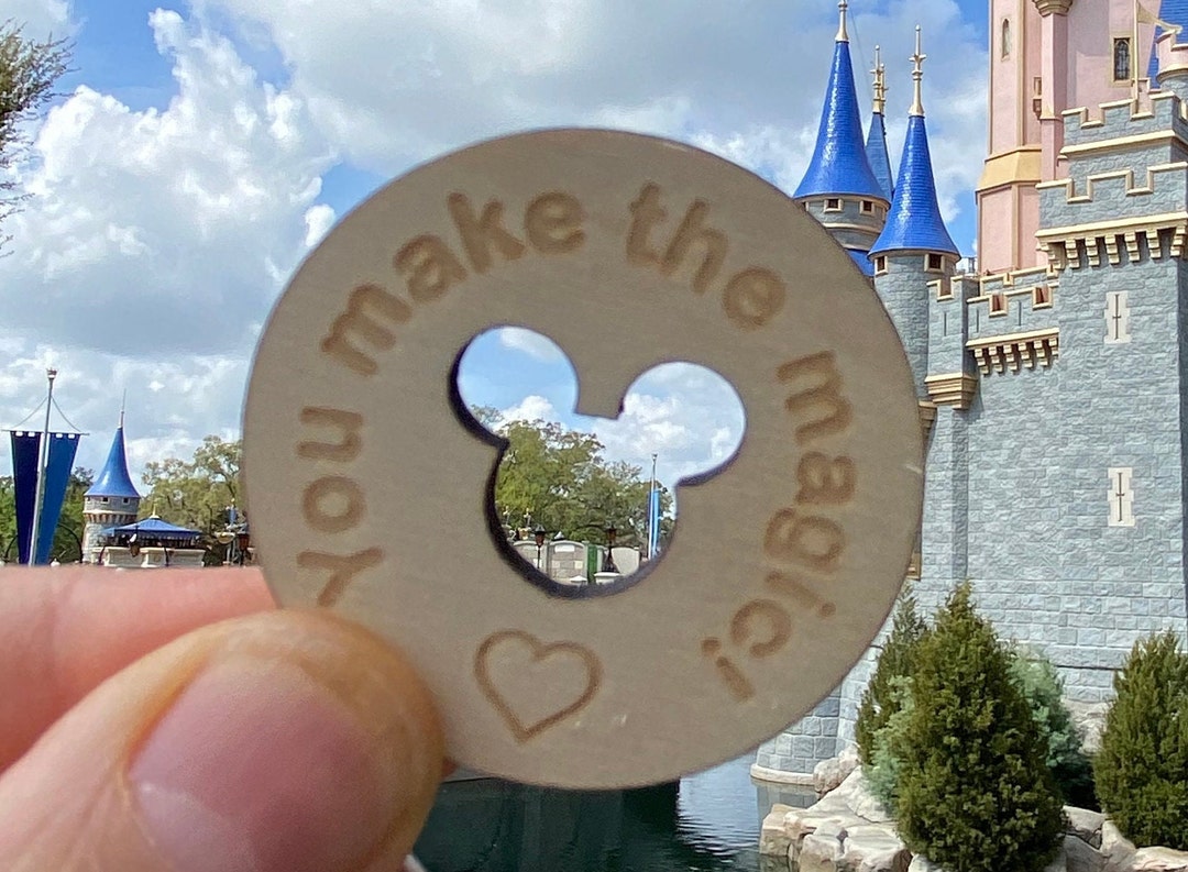 10 Cast Member Appreciation Tokens - Personalized Thank You Coins ...