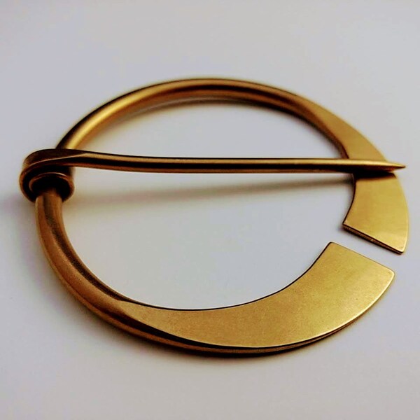 Penannular Brooch - Etsy