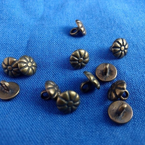 Dozen Post-medieval Buttons Tudor Elizabethan SCA LARP - Etsy