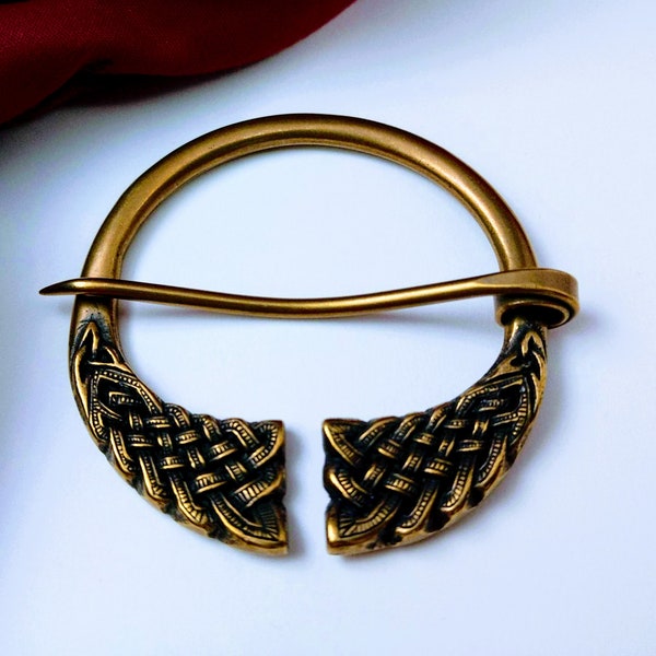 Penannular Brooch - Etsy