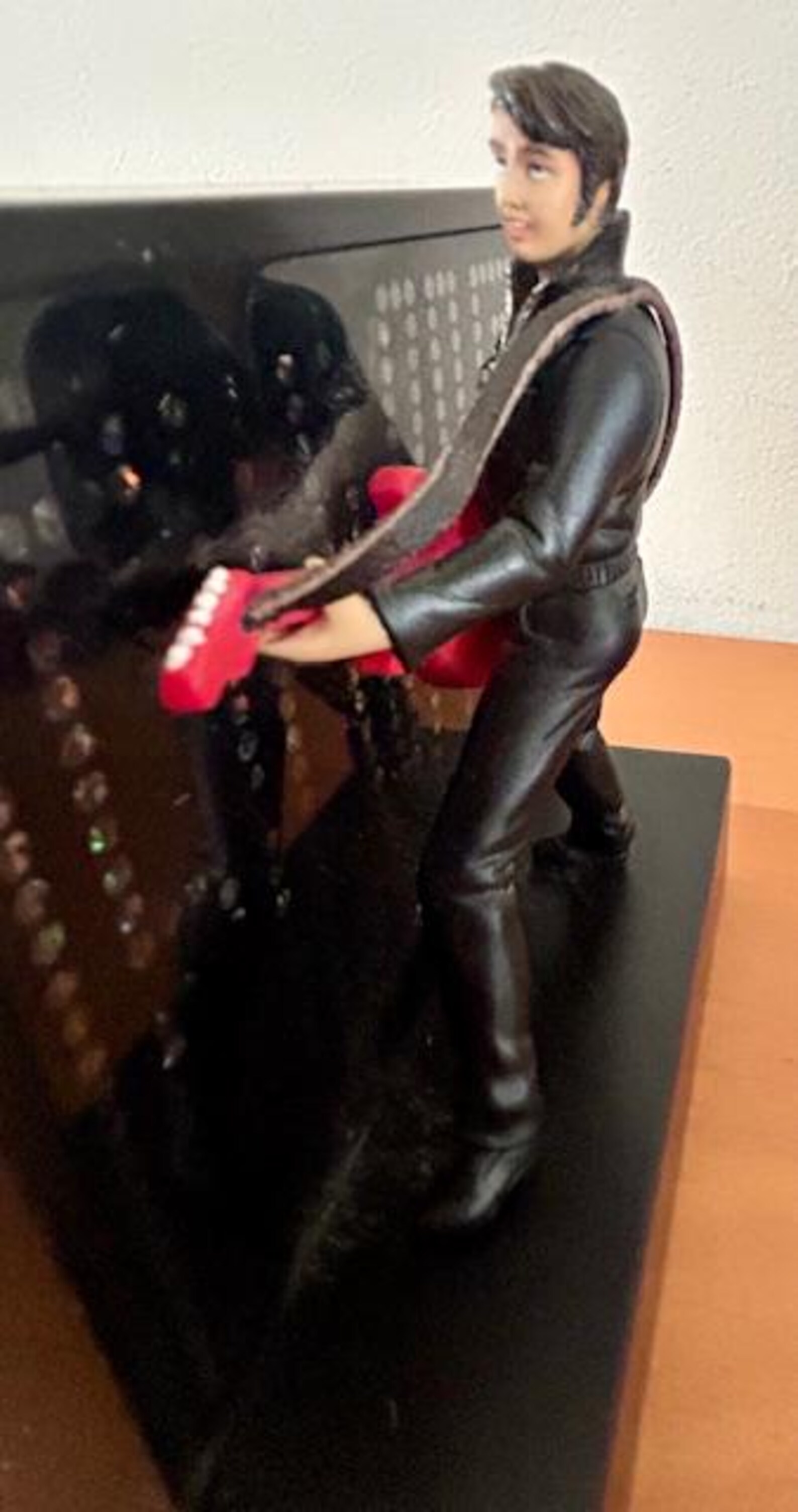 Elvis Live! - Lighted Statue With Guitar - Etsy