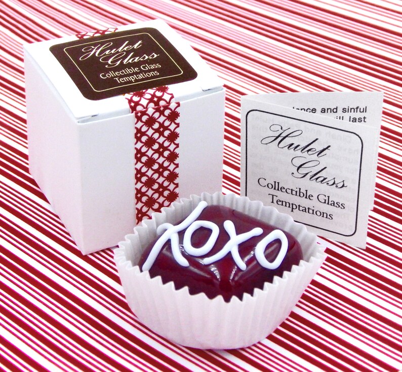 17-042HW Hulet Glass Handmade xoxo Chocolate Red - Etsy