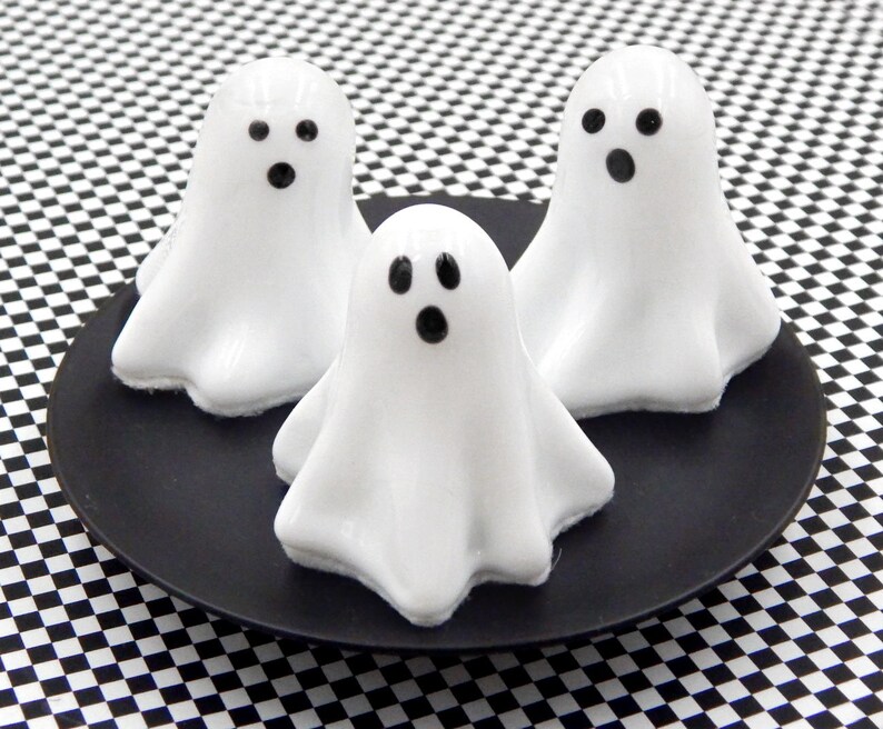25-060W Collectible Ghost Art Glass Halloween | Etsy