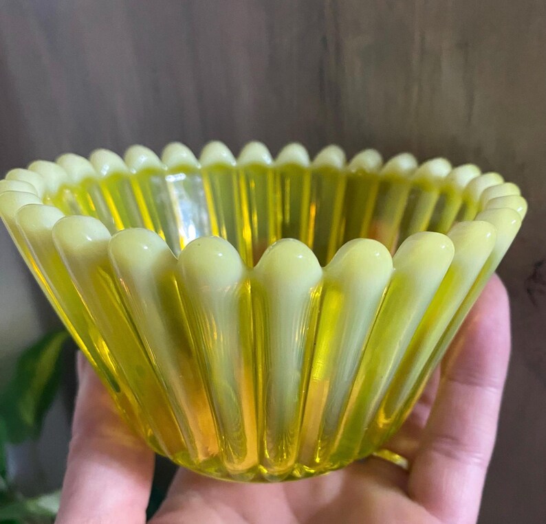 Davidson Primrose Vaseline Opal Pearline Glass Helen Louise Bowl - Etsy