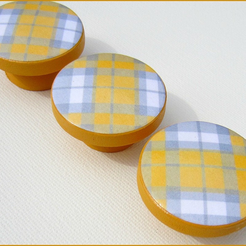 Yellow Knob - Etsy