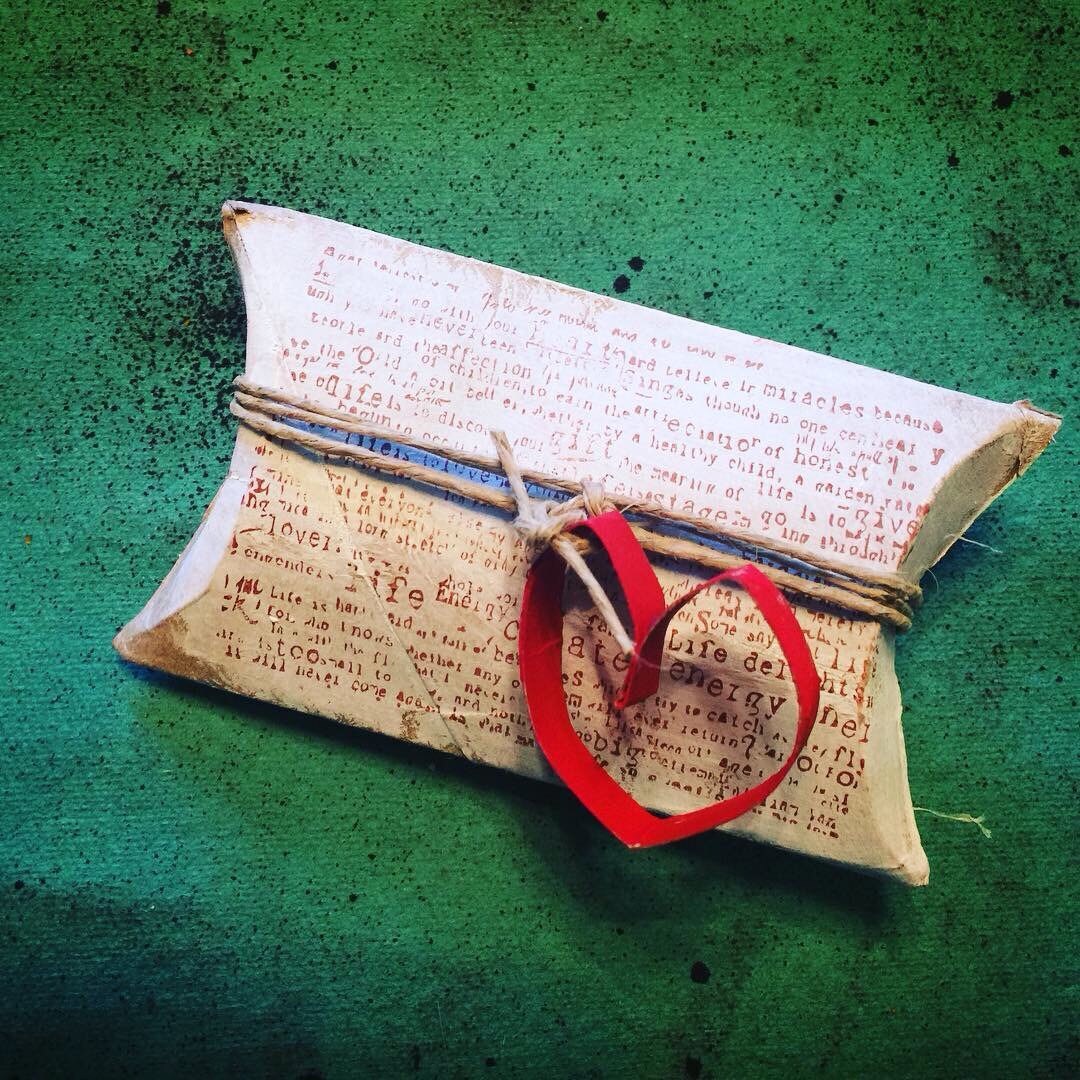 Recycled Toilet Paper Roll Pillow Box With Red Heart Detail - Etsy
