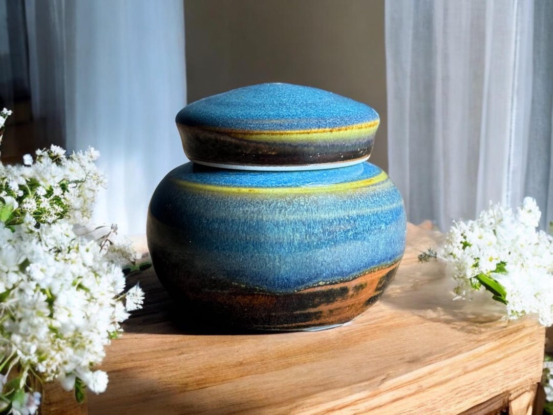 5 Cu/in Mini Keepsake Urn Handheld Mini Keepsake Handmade Pottery ...