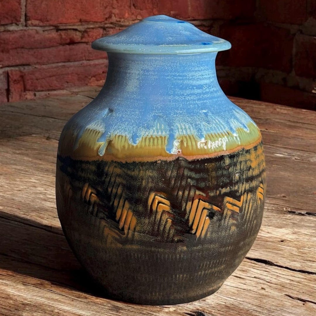 150 Cu/in Capacity Memorial Urn- Handmade Pottery Clay Urn - 150 Cubic ...