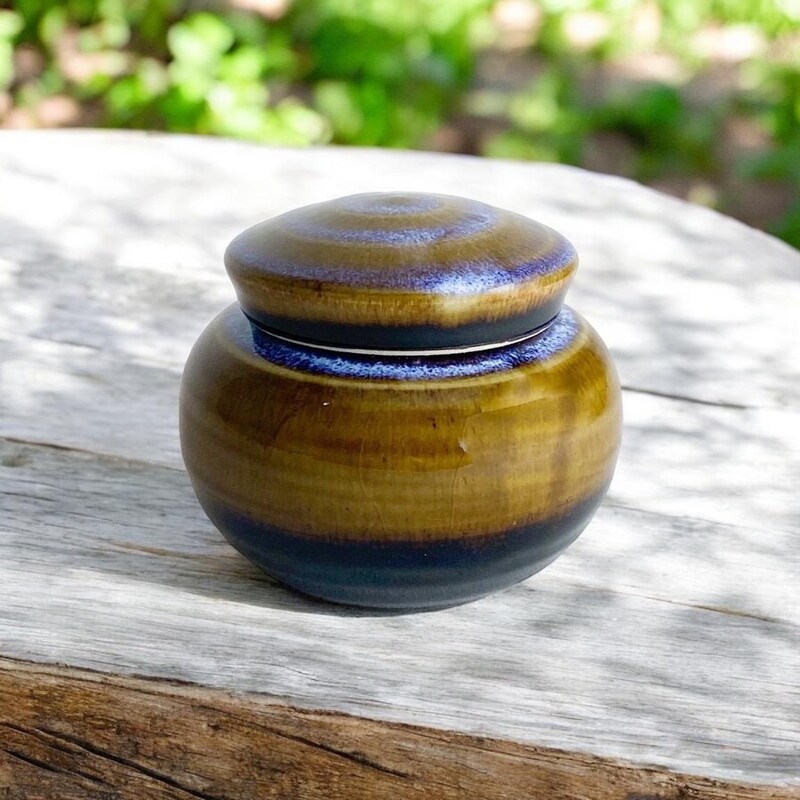 Small Urn - Etsy