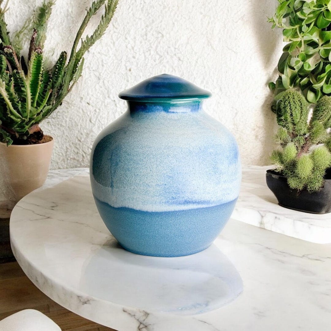 155 Cu/in Capacity Memorial Urn- Handmade Pottery Clay Urn - 155 Cubic ...