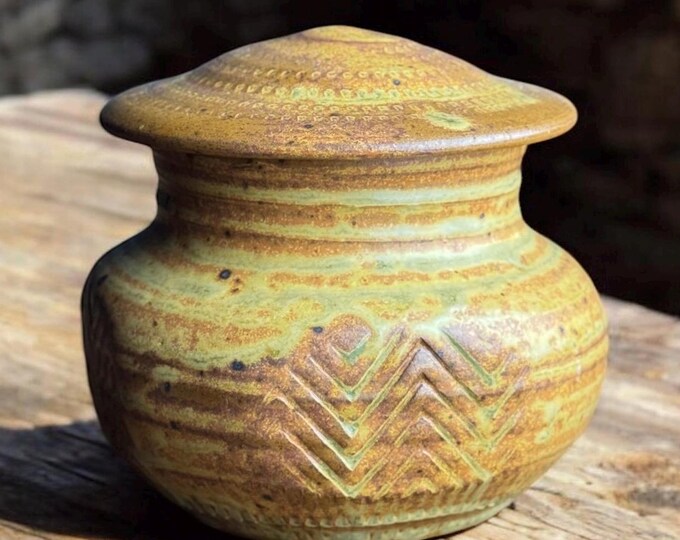 15 Cu/in Keepsake - Small Keepsake Urn - Approximate Dimensions - 4" X ...